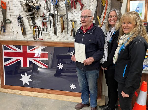 Rochester Men’s Shed Australia Flag Project - Australian Men's Shed ...